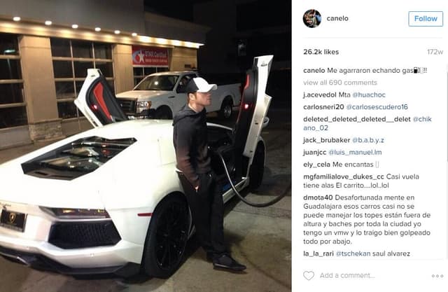 La impresionante colección de autos súper lujosos del ‘Canelo’ | TUDN ...