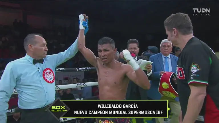 Box Televisa: Willibaldo García vs. René Calixto Campeonato FIB ...