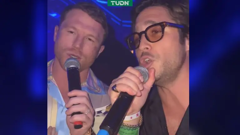Canelo 'ahogó sus penas' con palomazo con Diego Boneta | TUDN Boxeo | TUDN
