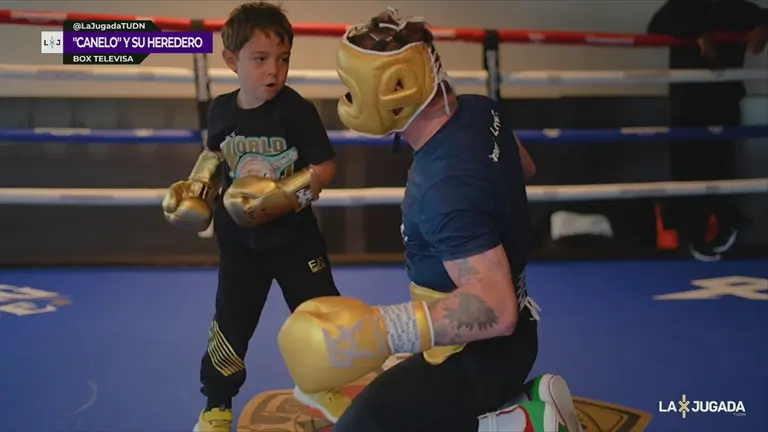 Único hijo del Canelo ya entrena con y como su padre | TUDN Boxeo | TUDN