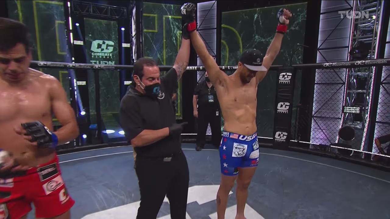 ¡No reaccionó! Eric Alequin mantiene el invicto ante Danile Sánchez ...