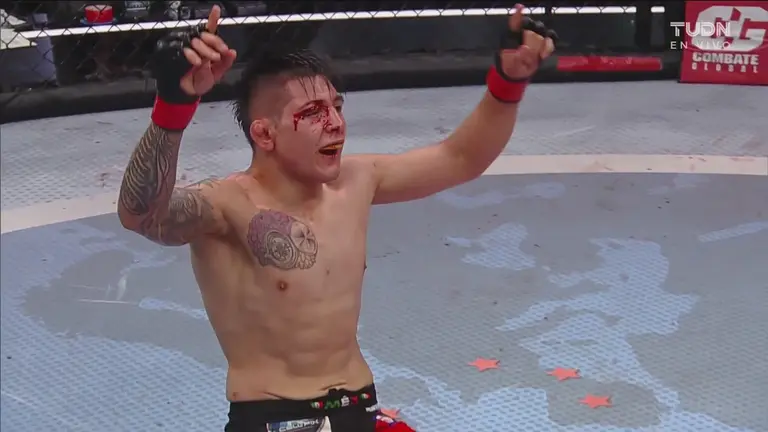 ¡Noche para recordar! Jair Pérez da todo y acaba con Landry Ward | TUDN ...