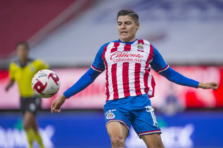 Ronaldo Cisneros quiere dar el salto con Chivas en la Copa por México ...
