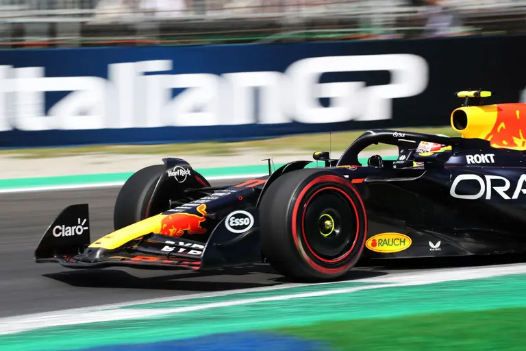 Sergio ‘Checo’ Pérez saldrá quinto en el Gran Premio de Italia; Sainz logra la ‘pole’ | TUDN ...