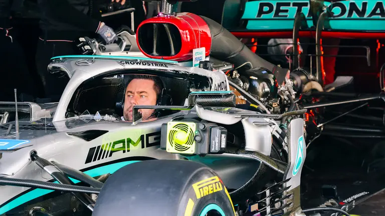 Mercedes sorprende con monoplaza único para el Gran Premio de Las Vegas | TUDN Fórmula 1 | TUDN