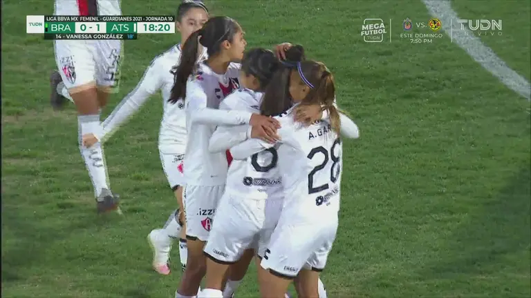 ¡Cántenlo! Vanessa González jala el gatillo y hace el 0-1 de Atlas ...