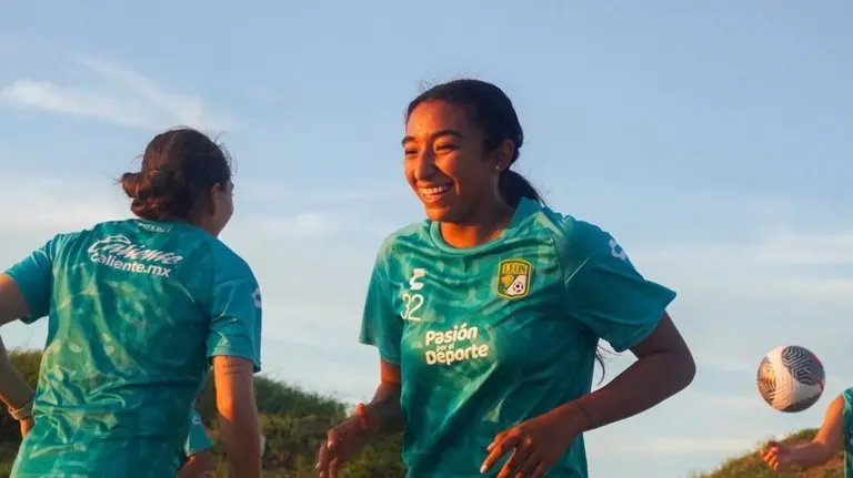 León desmiente a Ana Campa, que afirma falta de apoyo por la pérdida de visión | TUDN Liga MX ...