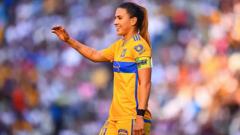 Nayeli Rangel fue operada y agradece los buenos deseos tras la fractura sufrida en la Liga MX ...