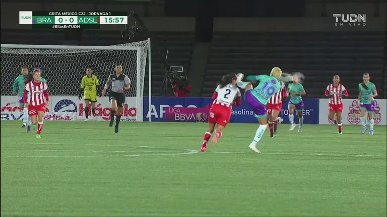 ¡Terrible patada! Miah Zuazua impacta en el rostro de Ana López | TUDN ...