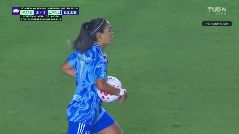 ¡Tigres tiene vida! Sandra Mayor vence a la guardameta del América ...