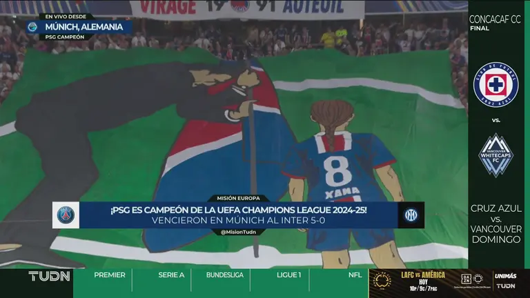 ¡Afición del PSG luce tifo con dedicatoria a su técnico! | TUDN Fútbol ...