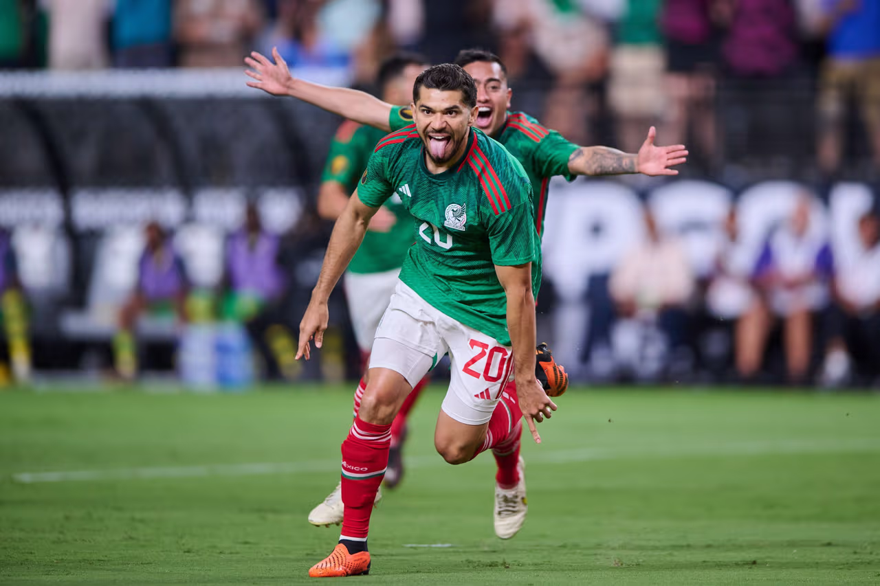 ¡Bombazo! Henry Martín será titular en el duelo ante Honduras | TUDN ...
