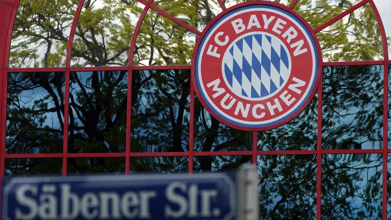 ¡Escándalo! Policía catea instalaciones del Bayern | TUDN Bundesliga | TUDN