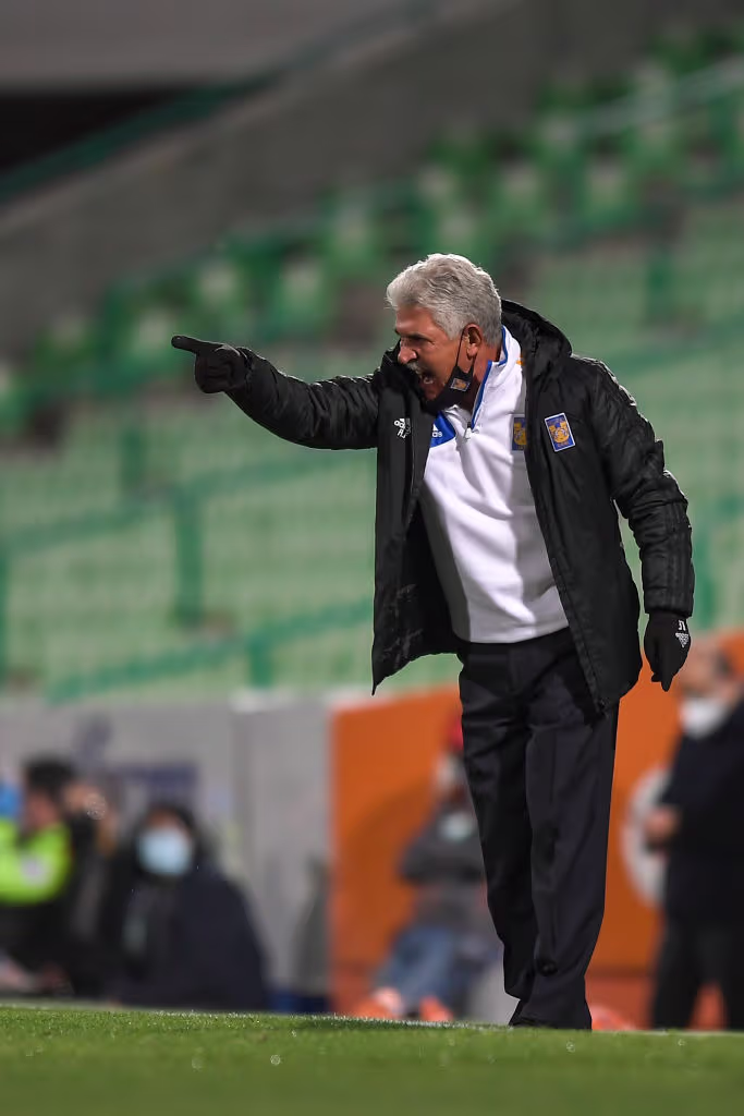 Comparan en Brasil a ‘Tuca’ Ferretti con Sir Alex Ferguson | TUDN ...