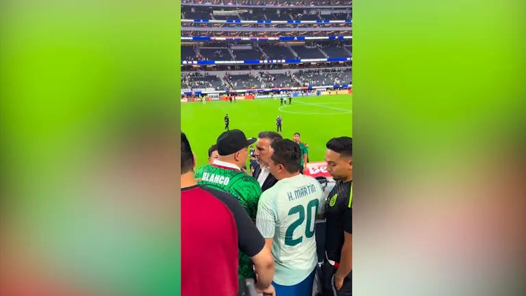 Christian ‘Chaco’ Giménez discute fuerte con fan por críticas a Santi ...