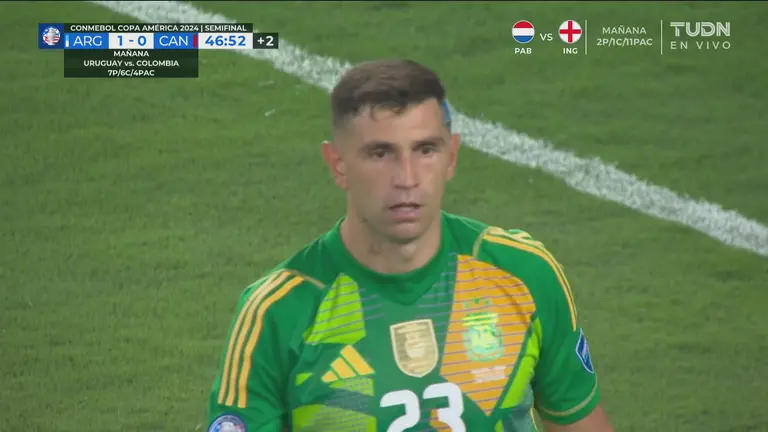 ¡Casi madrugan a la defensa! Martínez achica y le tapa a David | TUDN ...