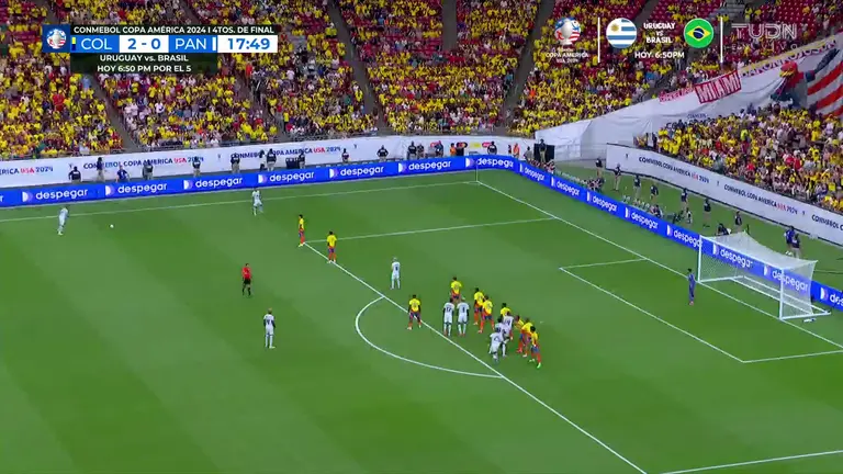 ¡CERCA! Roderick Miller disparó que se estrella en el poste. | TUDN ...