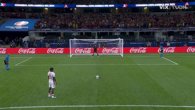 ¡GOL! anota para Canadá. Moïse Bombito | TUDN Copa América | TUDN