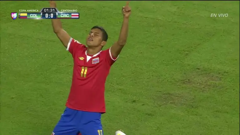 Goooolll!! Johan Venegas Ulloa mete el balón y marca para Costa Rica ...
