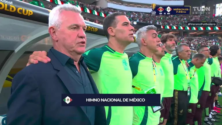 ¡Emotivo y sentimental! Así se entonó el himno mexicano en Los Ángeles ...