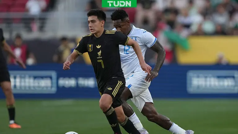 Gilberto Mora establece marca en torneo de la FIFA | TUDN Copa Oro | TUDN