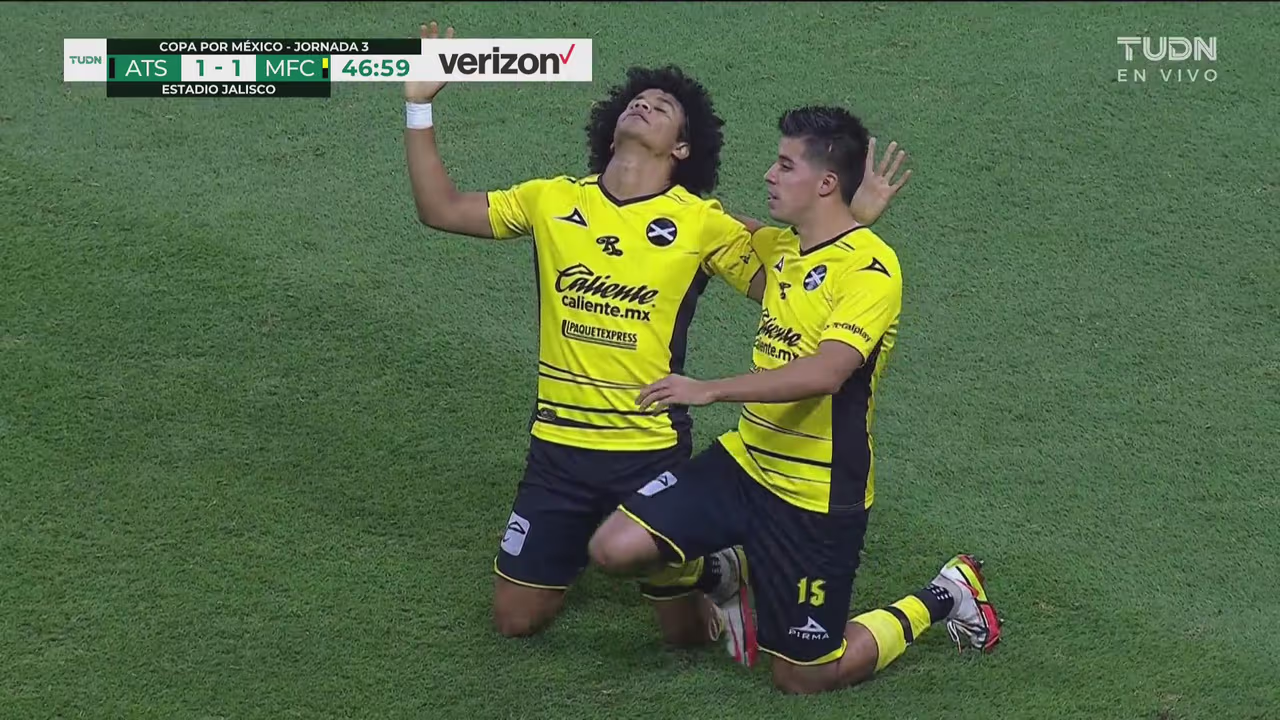 ¡Llegó el empate! Bello la envía al fondo para el 1-1 de Mazatlán ...