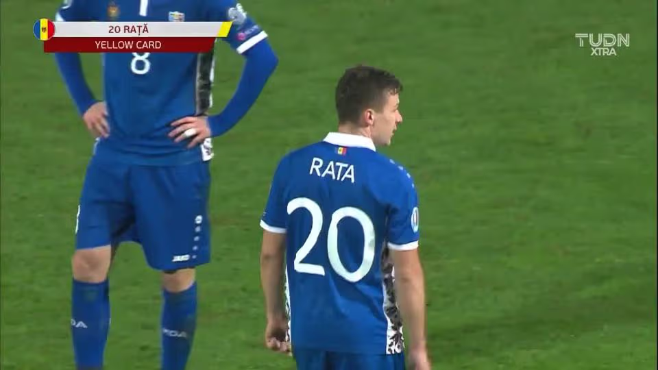 Tarjeta amarilla. El árbitro amonesta a Vadim Rata de Moldova | TUDN ...