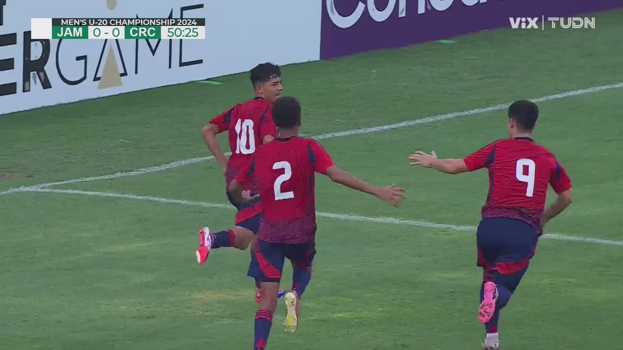 ¡Gol de Costa Rica! Claudio Montero abre el marcador desde el punto ...