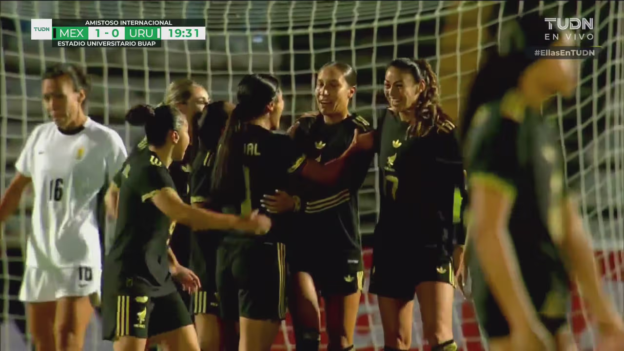¡Golazo de México! Myra Delgadillo con remate de cabeza | TUDN Fútbol ...