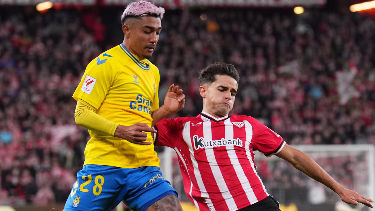 Julián Araujo se enfrenta a Bellingham por ser el MVP del mes | TUDN La ...
