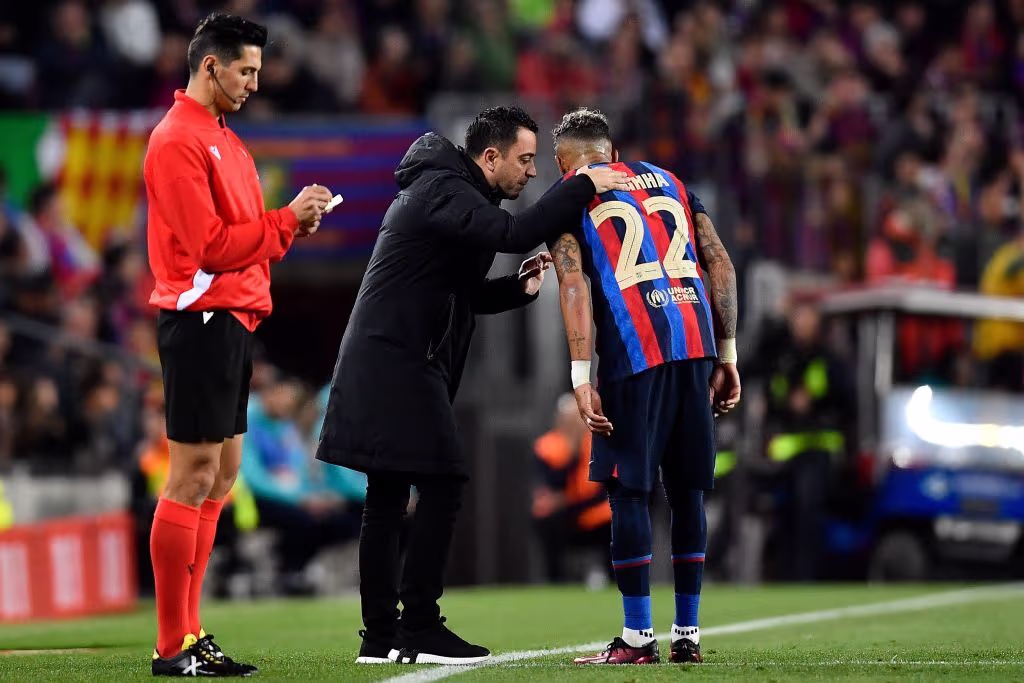 Xavi y Raphina reciben sanción de dos partidos tras expulsiones ante ...