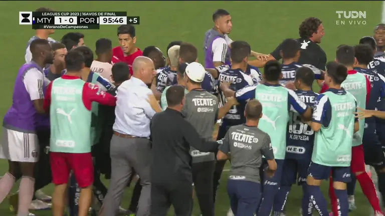 ¡Bronca! Chará y Romo se encienden y desatan la trifulca en Portland ...