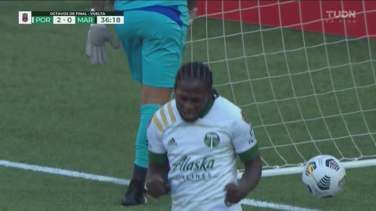 ¡Ahora sí el 2-0! Doblete de Yimmi Chará sobre el Marathón | TUDN ...