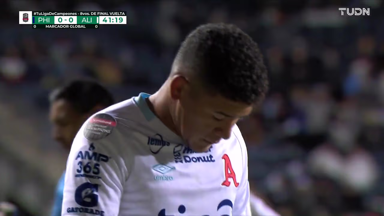 ¡Alianza se queda con 10! Expulsión para Alexis Montes | TUDN Concacaf ...