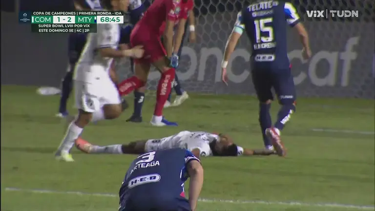 ¡Poste y salvada! Corena doble tiro y Romo salva en la línea | TUDN ...