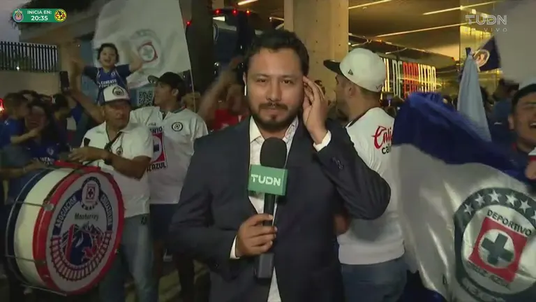¡Afición de Cruz Azul lleva serenata y ánimo para su duelo en Monterrey ...
