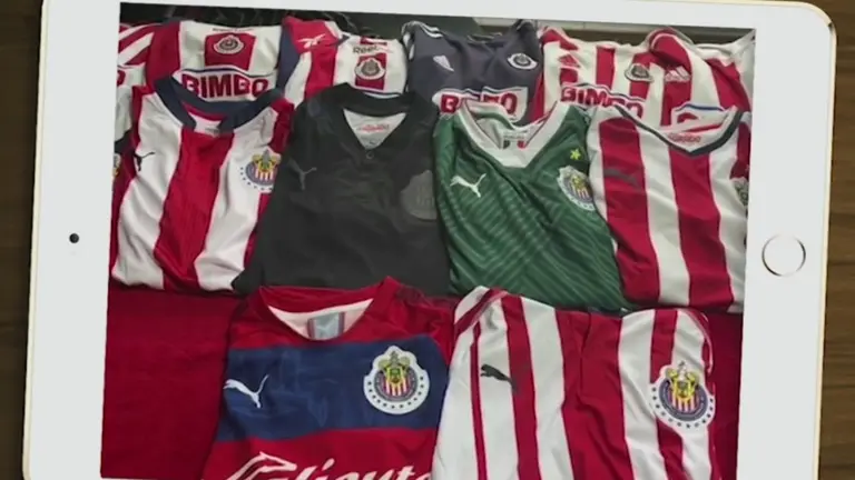 Aficionado de Chivas cuenta cuál es la playera favorita de su colección ...