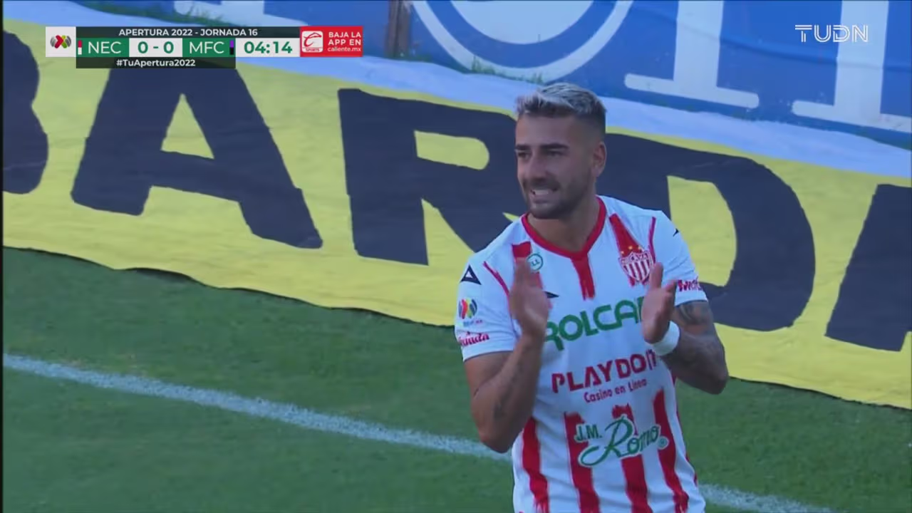 ¡Aguanta Gutiérrez! Batista saca bombazo y el arquero lo desvía | TUDN ...