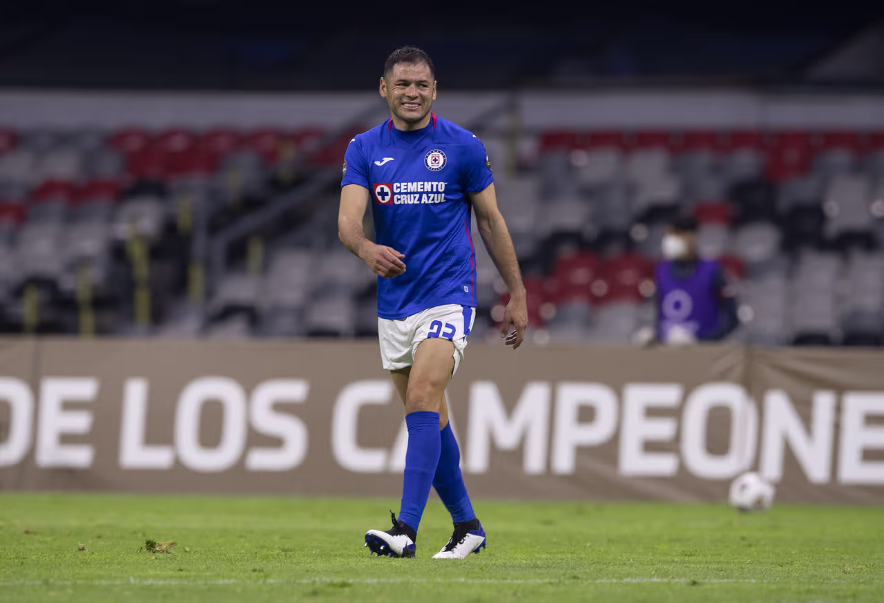Cruz Azul anuncia renovación del paraguayo Pablo Aguilar | TUDN Liga MX ...