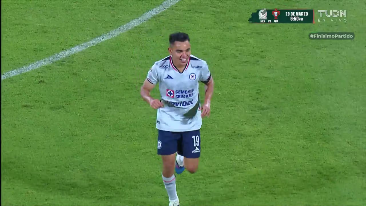 ¡El festejo y el golazo de Charly Rodríguez tras meterle el 0-2 a los ...