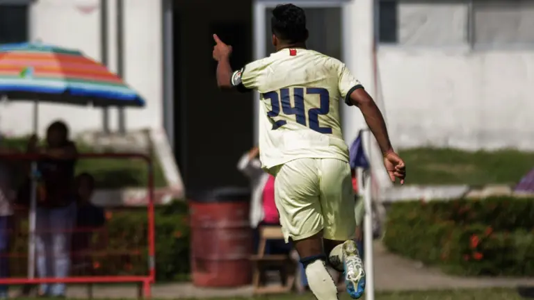 Enrique Borja dio su voto de confianza al delantero Román Martínez de ...