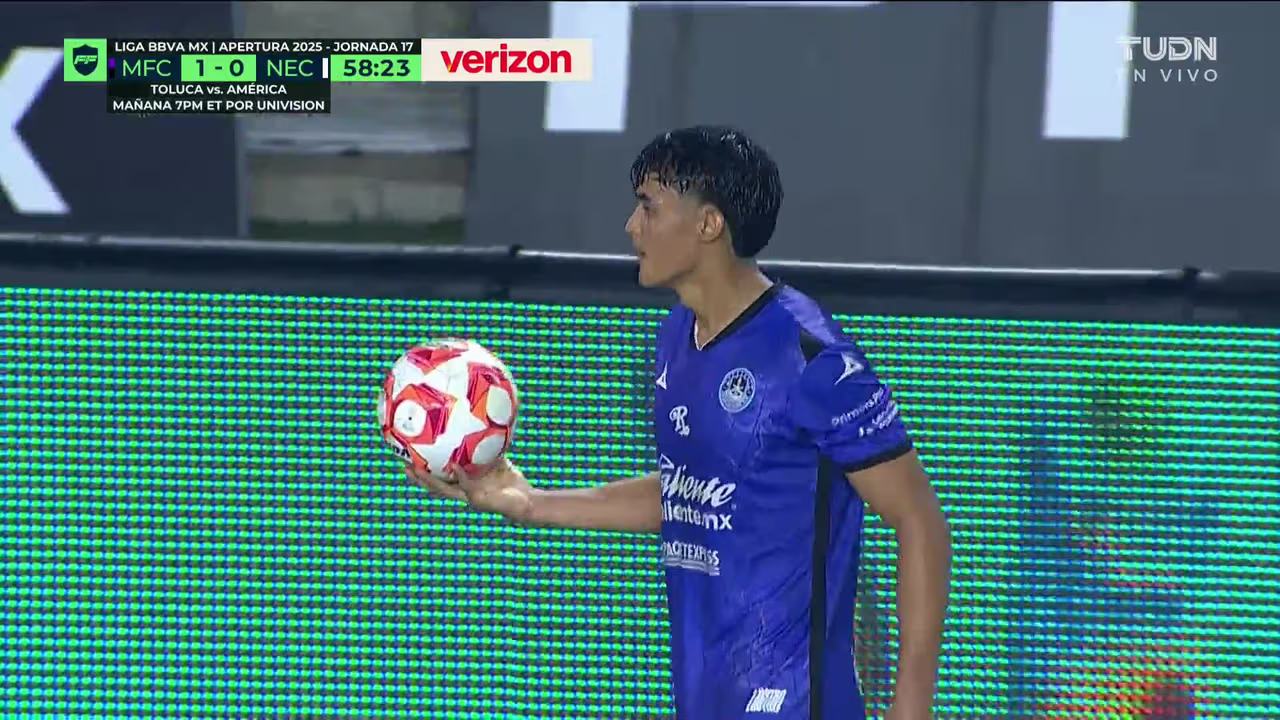 ¡Expulsión! El árbitro saca la roja directa a Ángel Leyva. | TUDN Liga ...