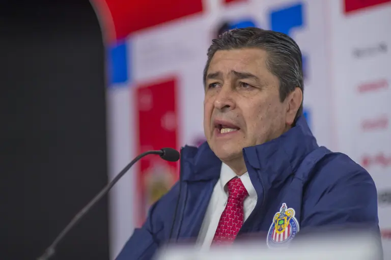 'Flaco' Tena solo ve a Pulido fuera de Chivas si va a Europa | TUDN ...