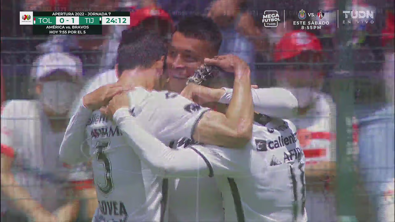 ¡Gol de Xolos! Edgar aprovecha el rechace y marca el 1-0 | TUDN Liga MX ...