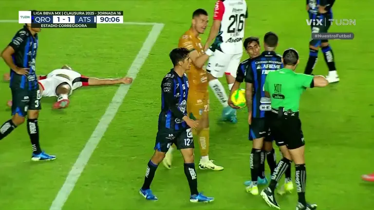 ¡Gool del Atlas! Djuka, de penal para los Rojinegros | TUDN Liga MX | TUDN