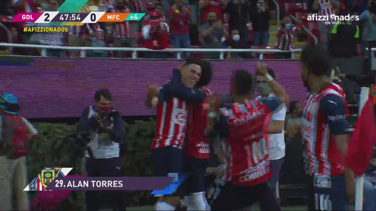 ¡Gooolaaazooo! Alan Torres pone el 2-0 con toque de tres dedos | TUDN ...