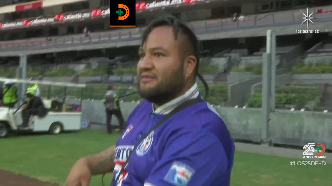 ¡Ídolo! ‘Chelito’ Delgado cumplió el sueño de este aficionado azul ...