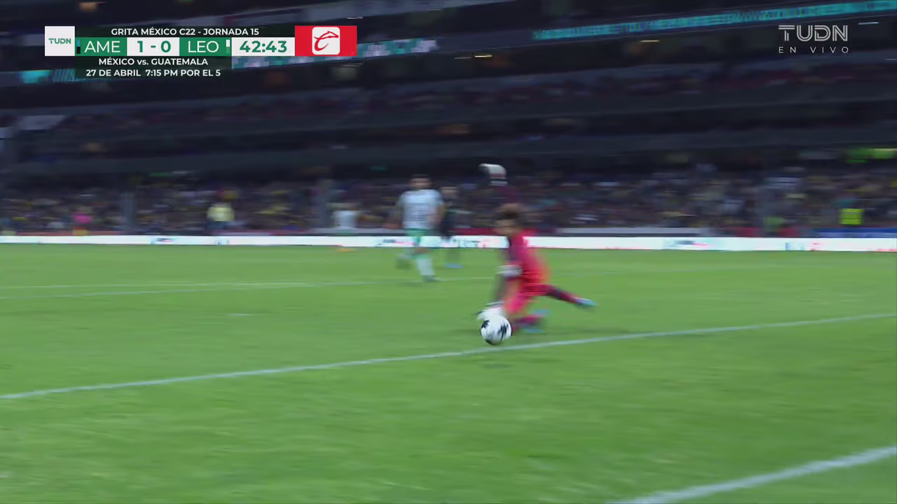 ¡Jala del gatillo! León insiste y Ángel Mena la estrella en el metal ...