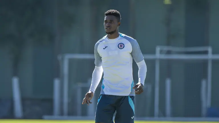 Jonathan Borja no ha recibido su visa de trabajo y no puede jugar con ...