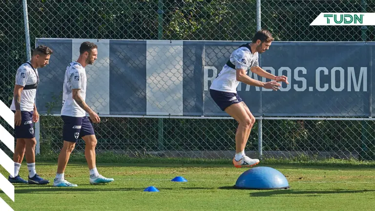 José María Basanta regresa a la actividad con Rayados en el amistoso ...